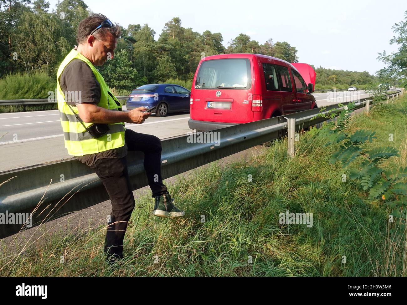 Guardrail failure hi-res stock photography and images - Alamy