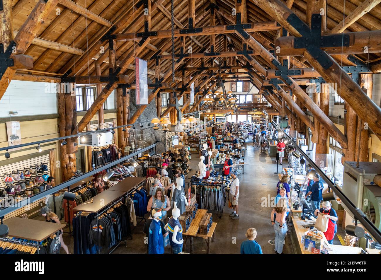 Old faithful gift shop hi-res stock photography and images - Alamy