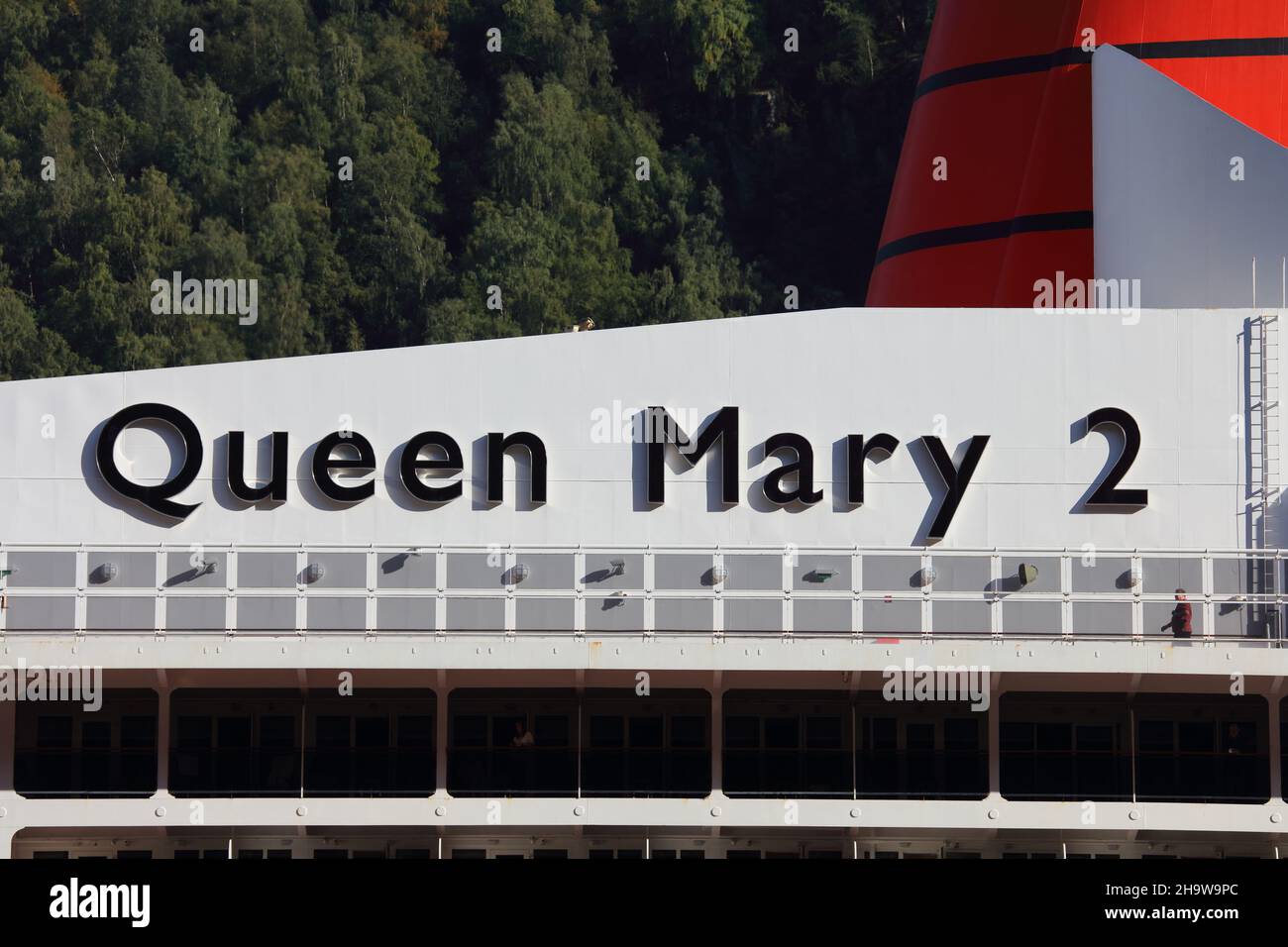 Kreuzfahrtschiff RMS Queen Mary 2 / Cruise ship RMS Queen Mary 2 Stock ...