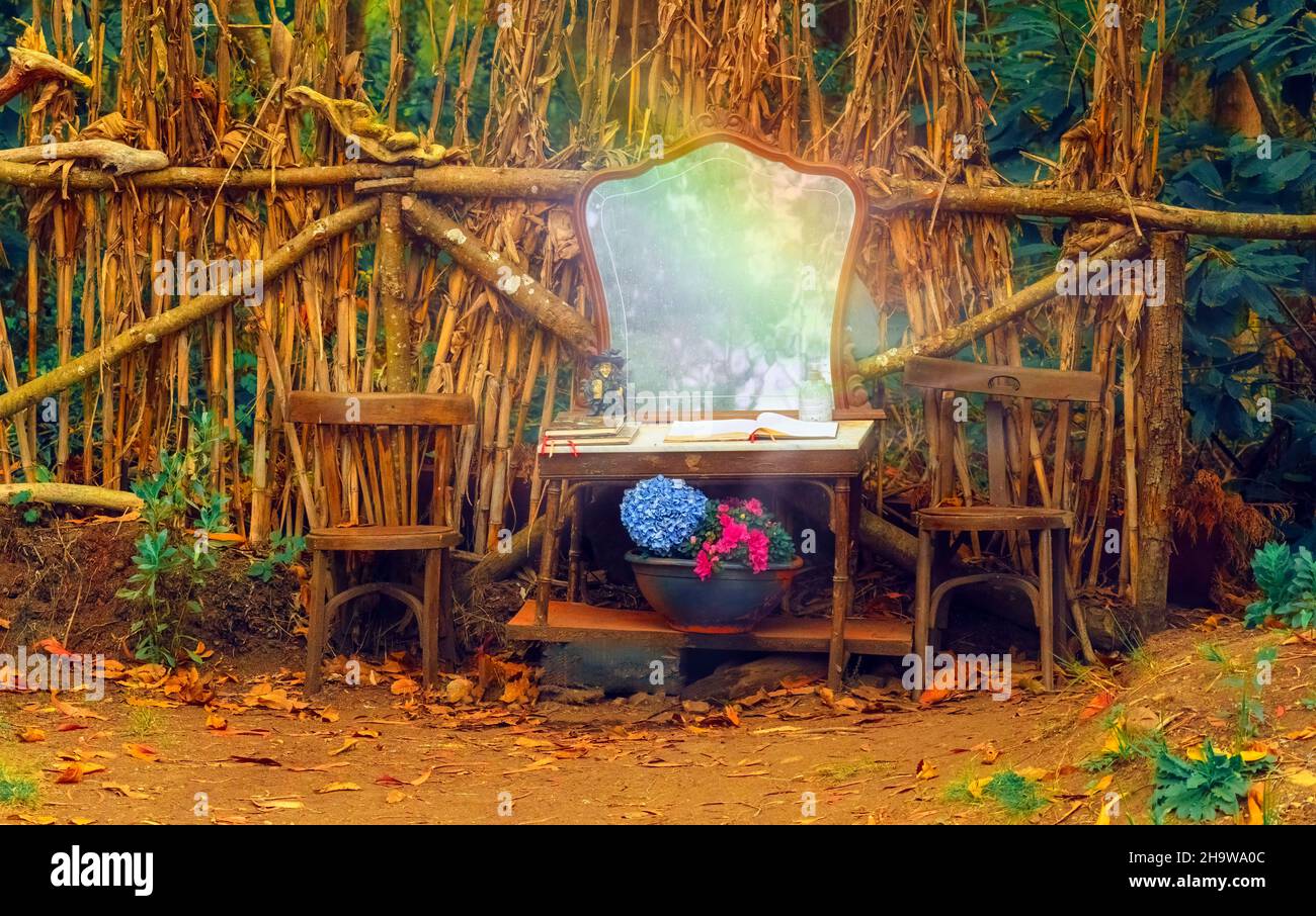 Fairy tale setting hi-res stock photography and images - Alamy
