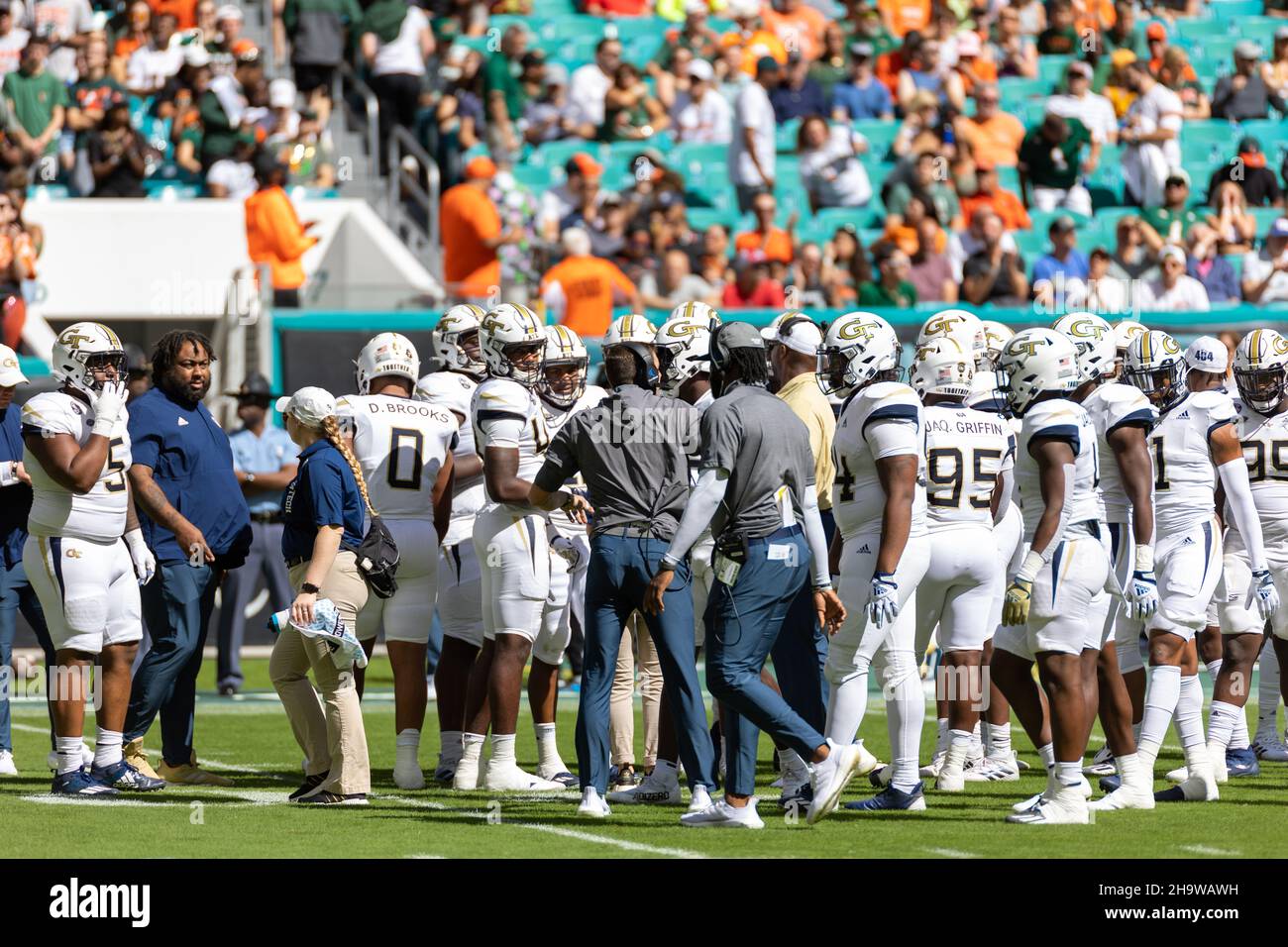 Miami Hurricanes v Georgia Tech Yellow Jackets, 2021 College Football ...