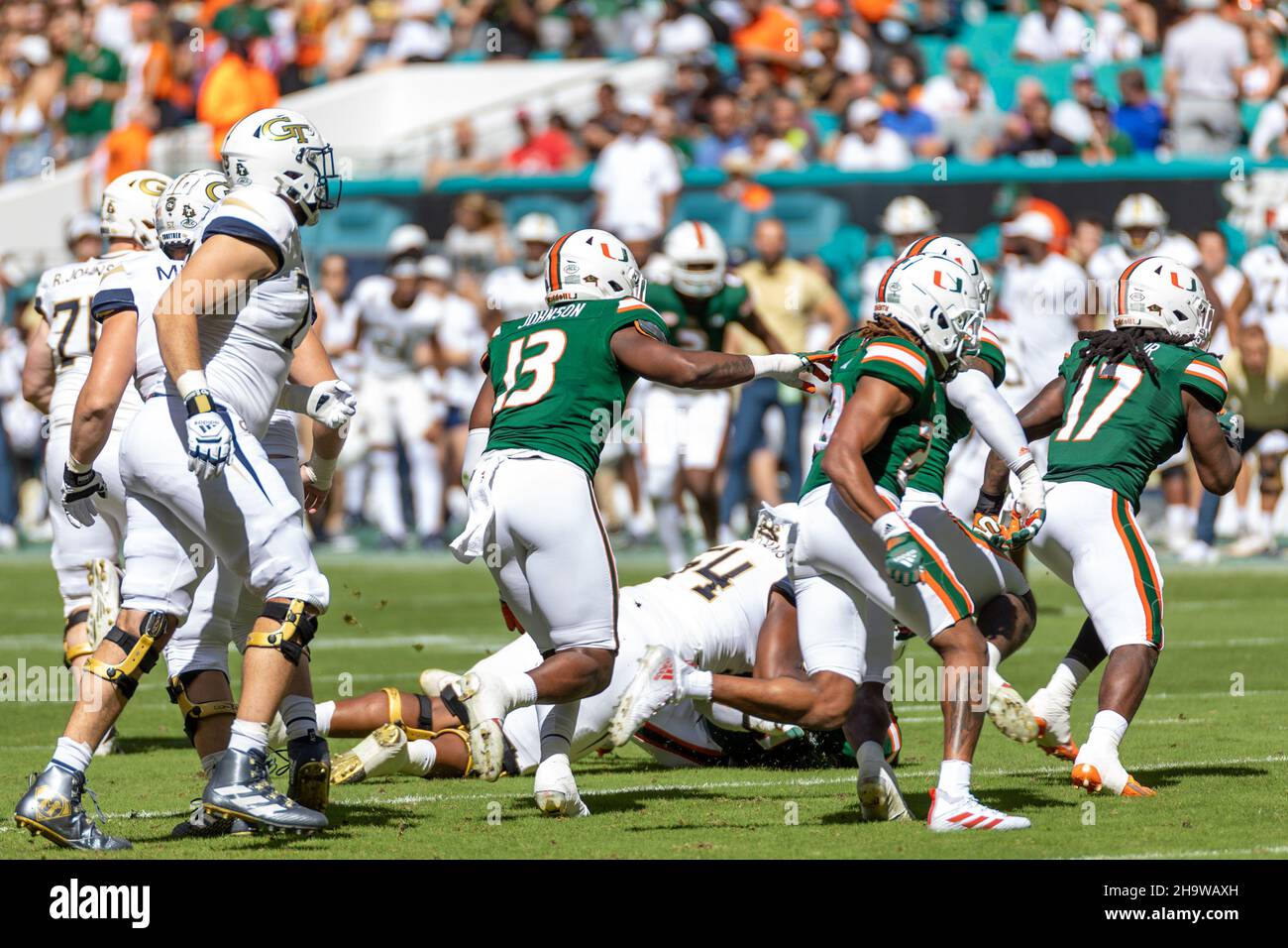 Miami Hurricanes v Georgia Tech Yellow Jackets, 2021 College Football ...