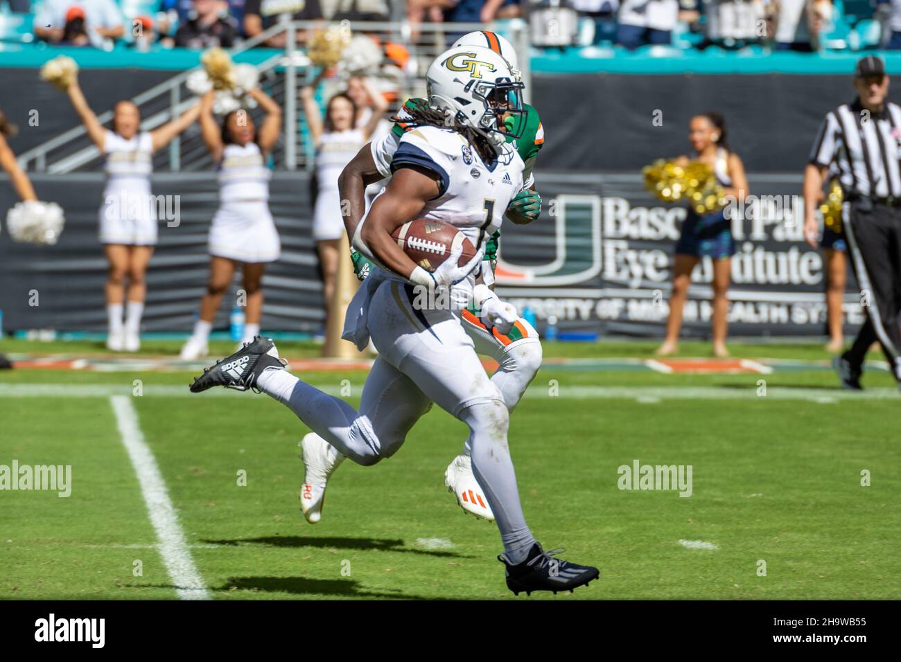 Miami Hurricanes v Georgia Tech Yellow Jackets, 2021 College Football ...