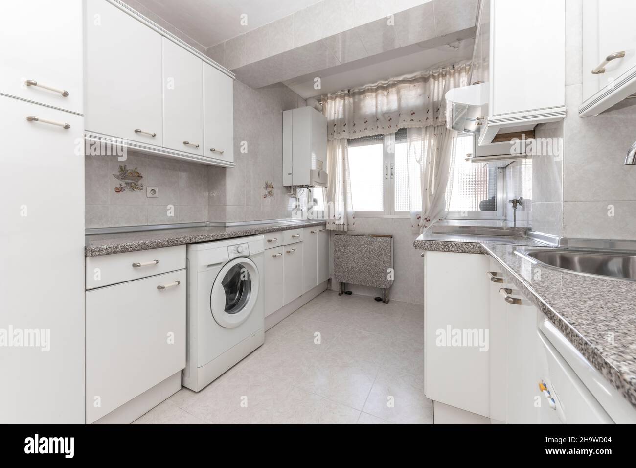 Conventional House High Resolution Stock Photography and Images - Alamy