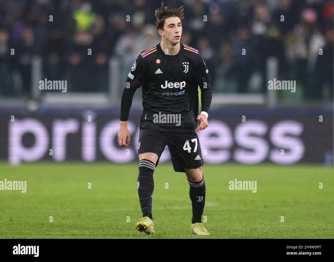 Turin, Italy, 8th December 2021. Fabio Miretti of Juventus during the ...