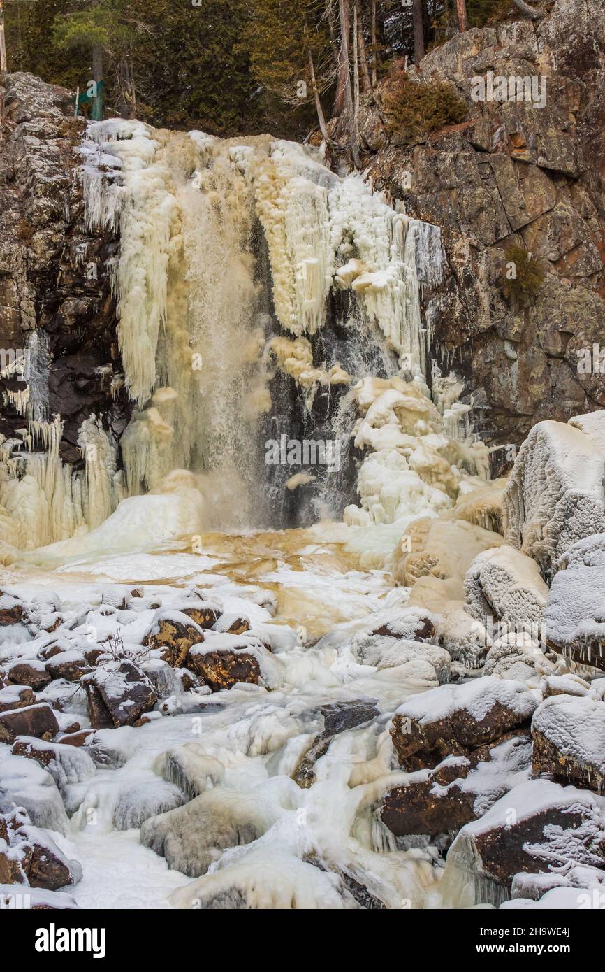 Chutes a hi-res stock photography and images - Alamy