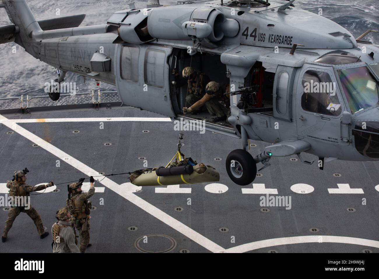 U.S. Marines with Charlie Company, 2nd Reconnaissance Batallion, 22nd ...