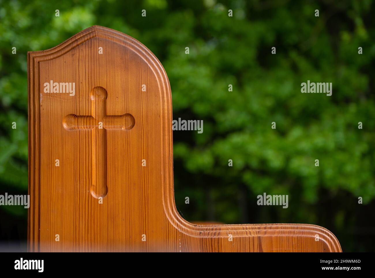 Wooden church pew hi-res stock photography and images - Alamy