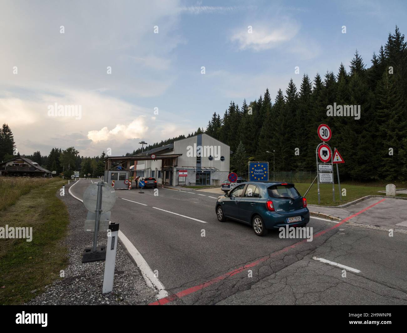 Picture of the police control from the Austrian federal police ...