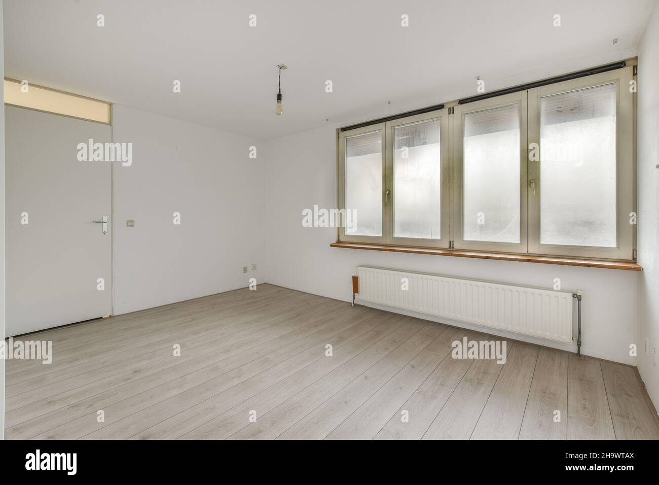 Entire wall hi-res stock photography and images - Alamy