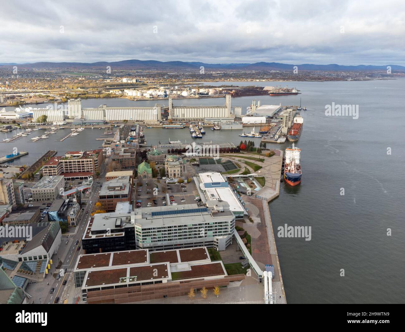 Old quebec dock hi-res stock photography and images - Alamy