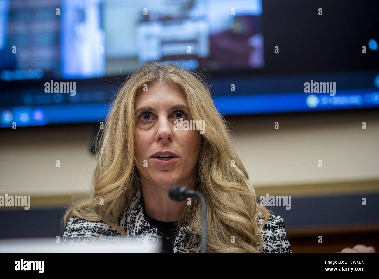 Denelle dixon hi-res stock photography and images - Alamy