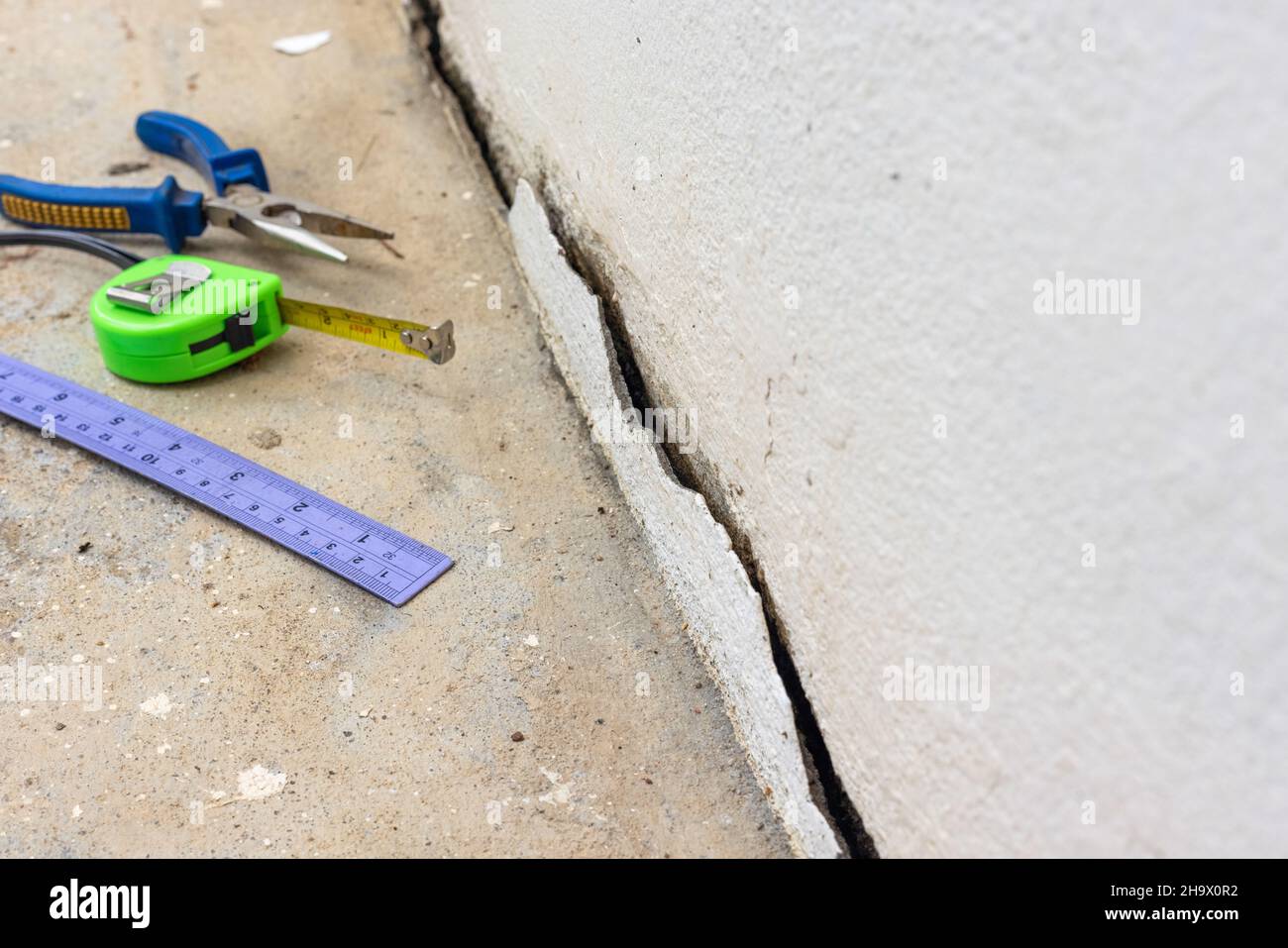 Soil subsidence hi-res stock photography and images - Alamy