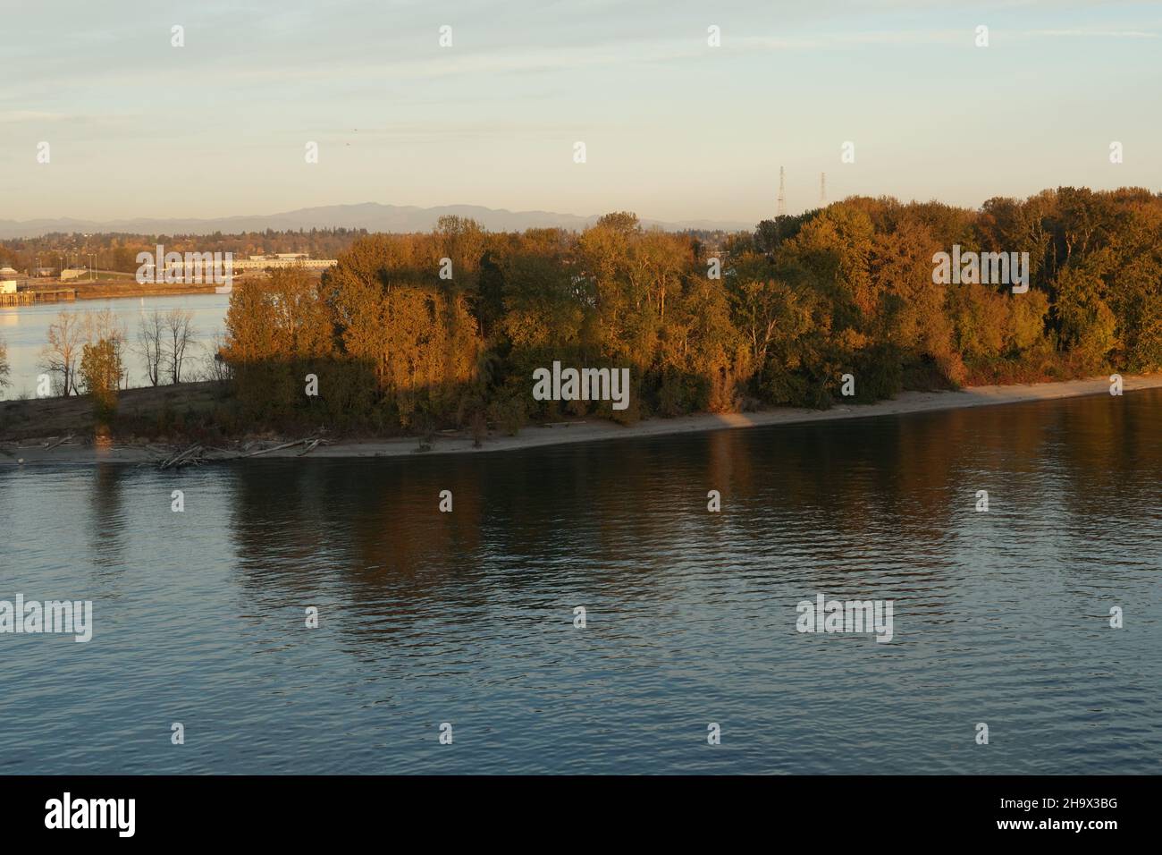 Hayden island hi-res stock photography and images - Alamy