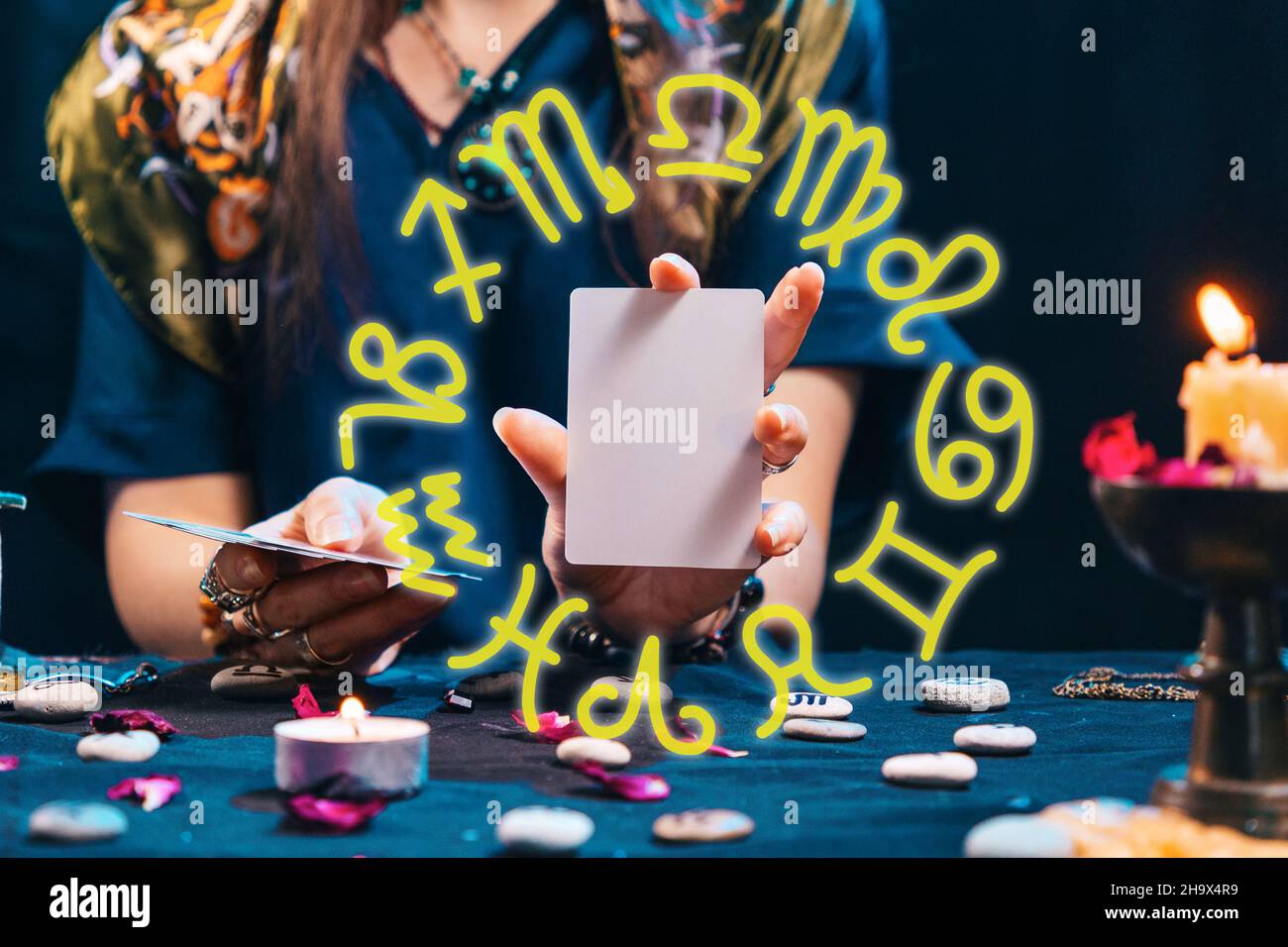 The Star Tarot Card High Resolution Stock Photography and Images - Alamy