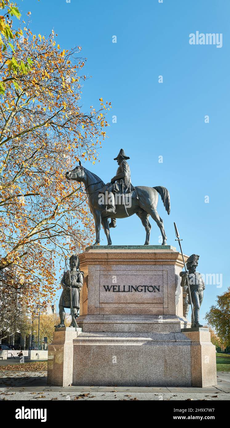 Statue of Wellington on horseback, at Hyde Park Corner, London, England ...