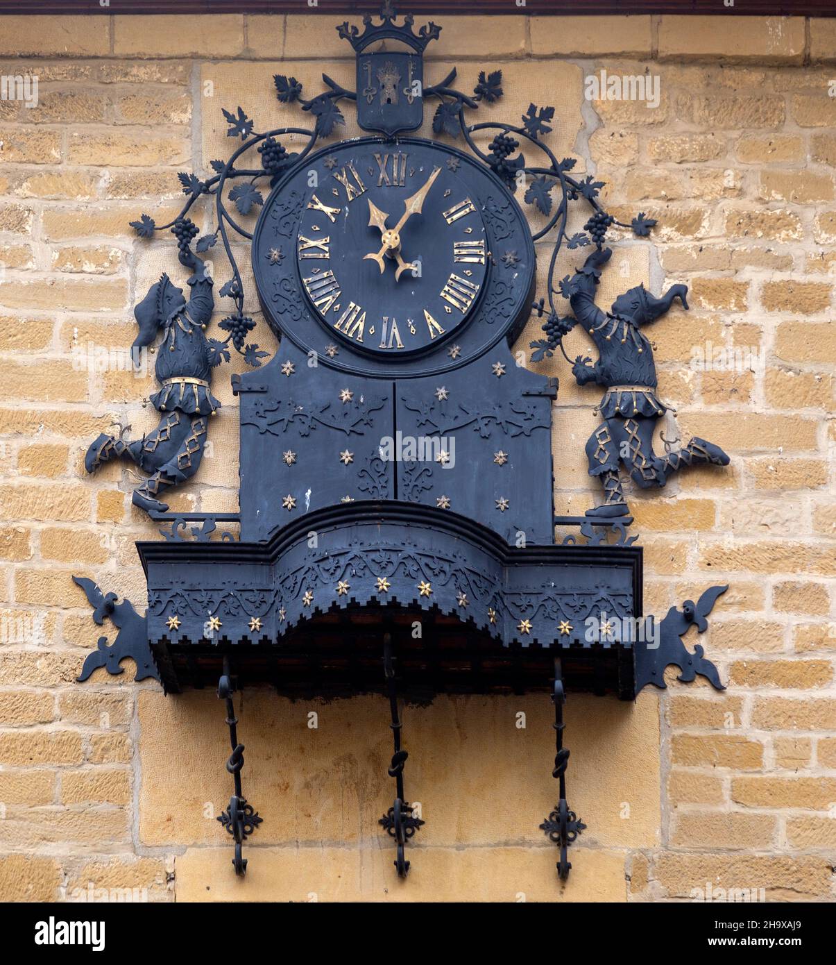 Historic clock on Ayuntamiento building, Laguardia, Álava, Basque ...