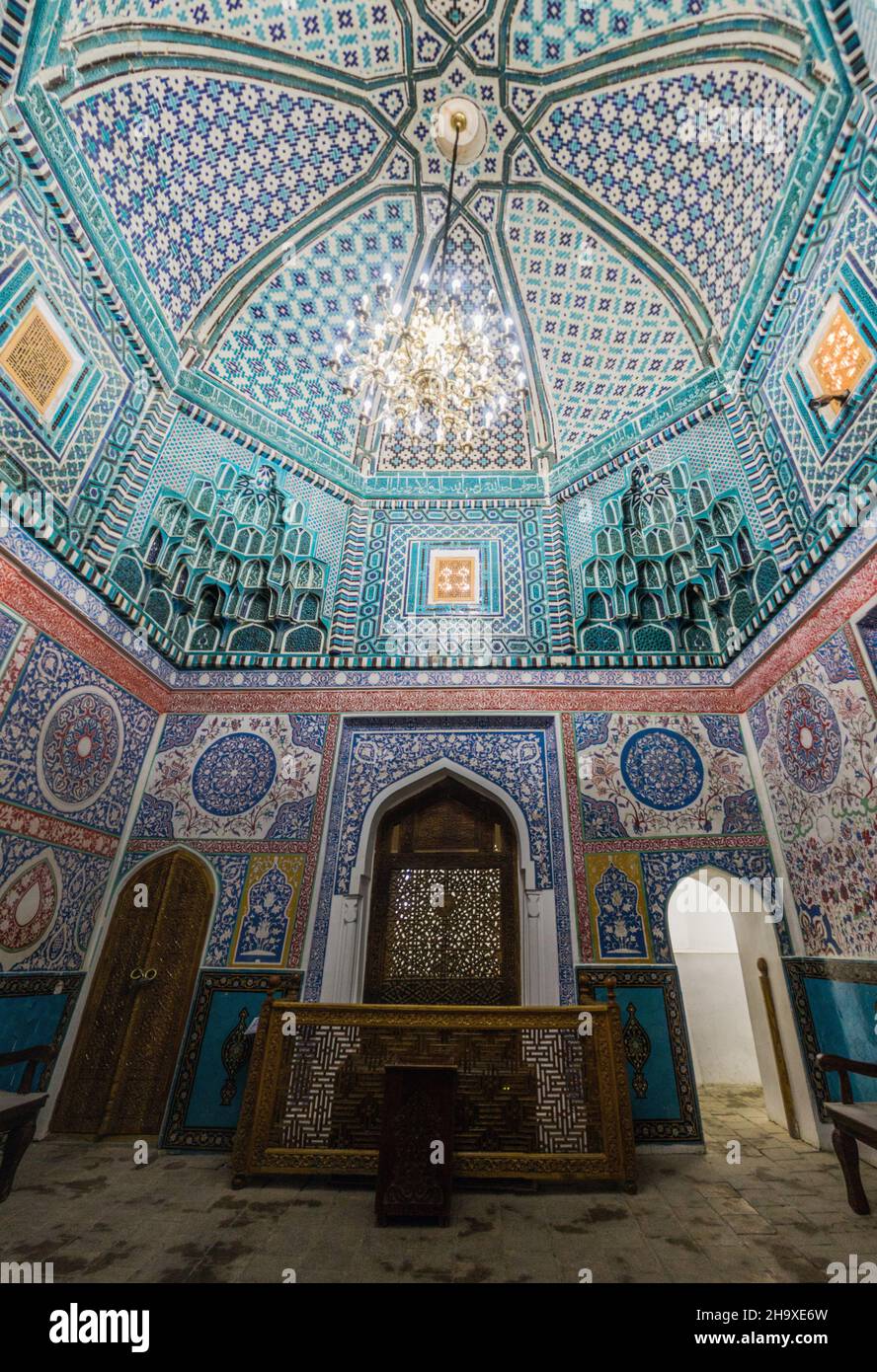 SAMARKAND, UZBEKISTAN: APRIL 27, 2018: Interior of one of the ...