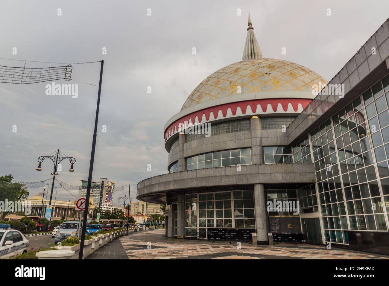 BANDAR SERI BEGAWAN, BRUNEI - FEBRUARY 26, 2018: Royal Regalia Museum ...