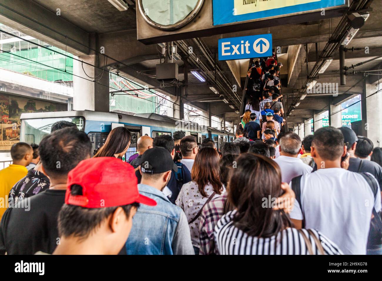 MANILA, PHILIPPINES - JANUARY 27, 2018: Taft Avenue MRT Station in ...