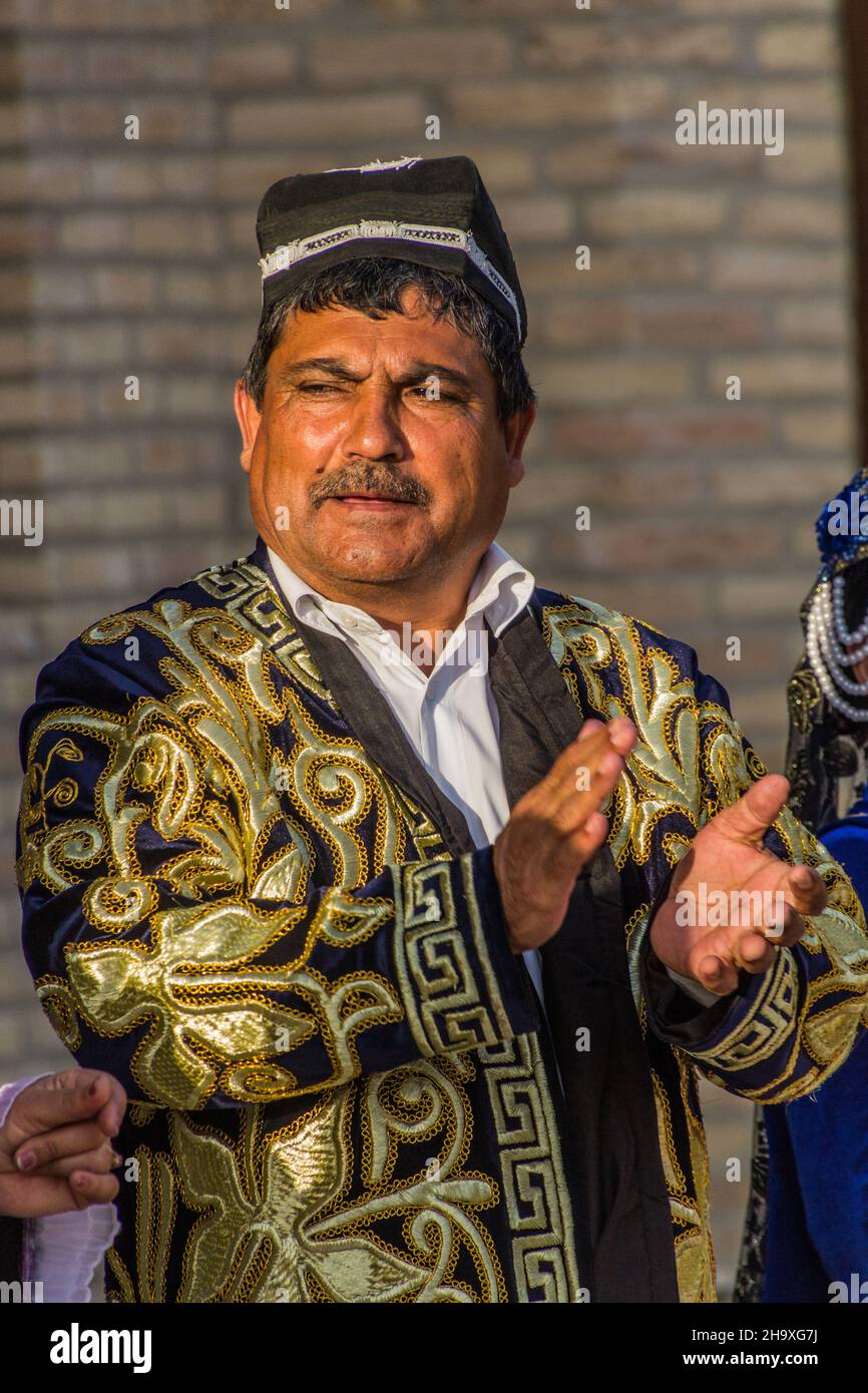 BUKHARA, UZBEKISTAN - APRIL 30, 2018: Local man wearing traditional ...