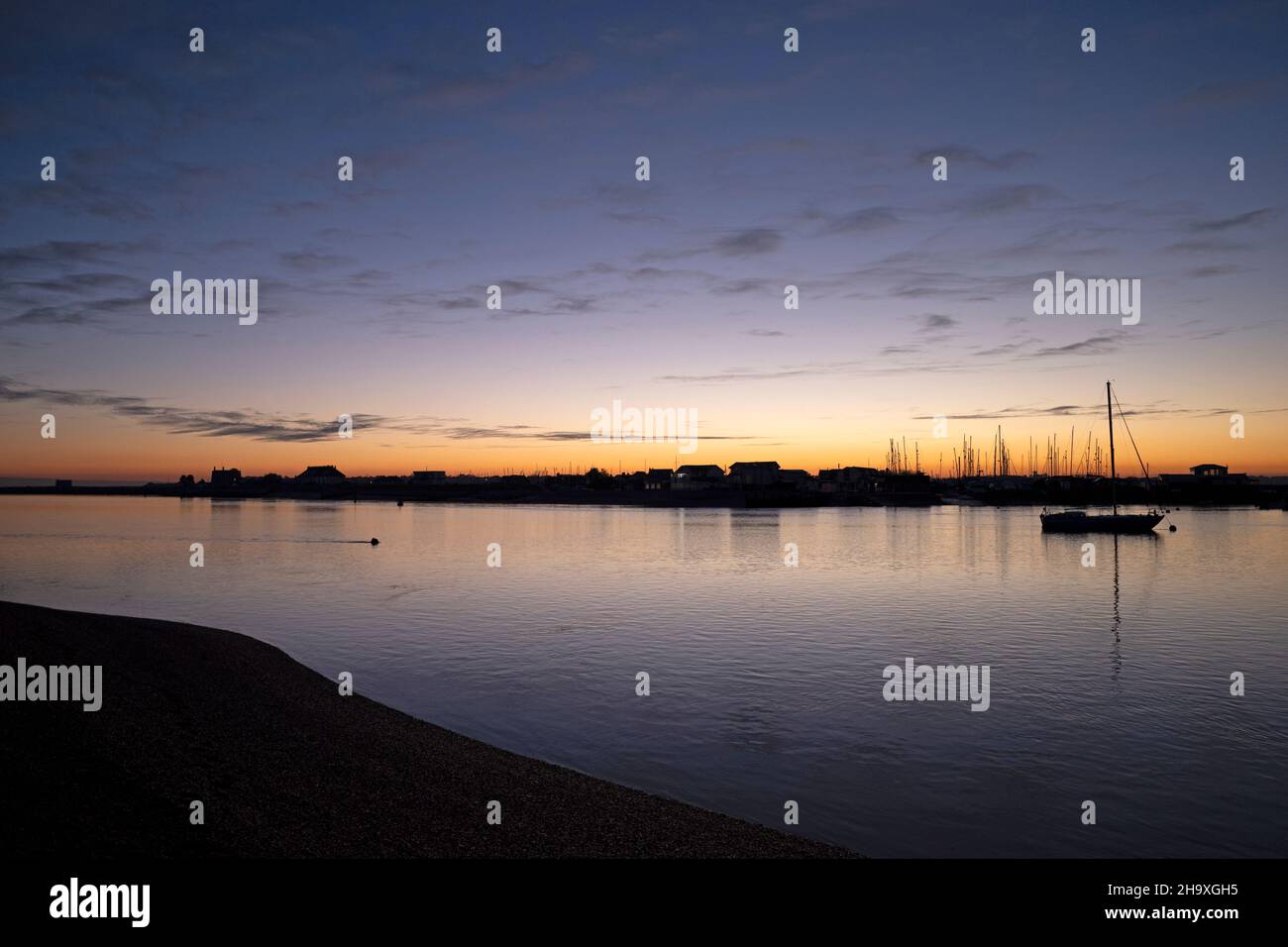 High tide river Deben Suffolk Stock Photo - Alamy