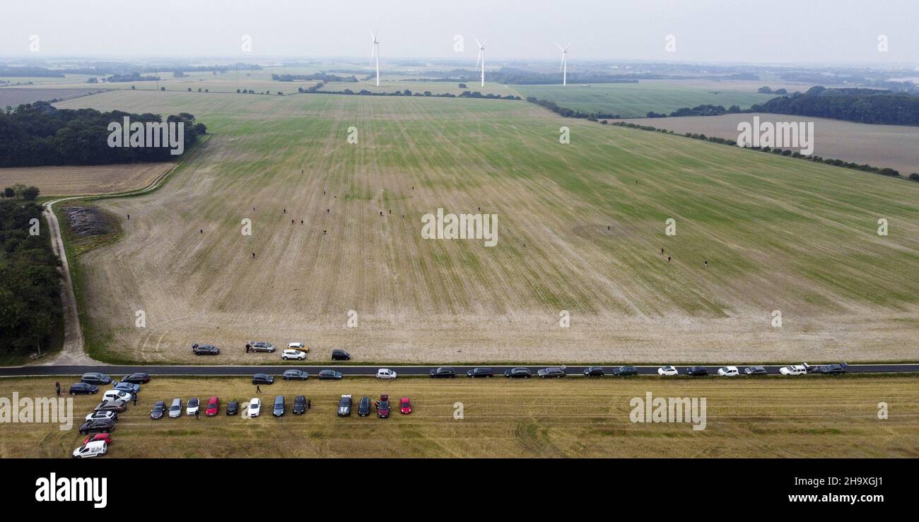 Metal detectorists heading out on a new field Stock Photo - Alamy
