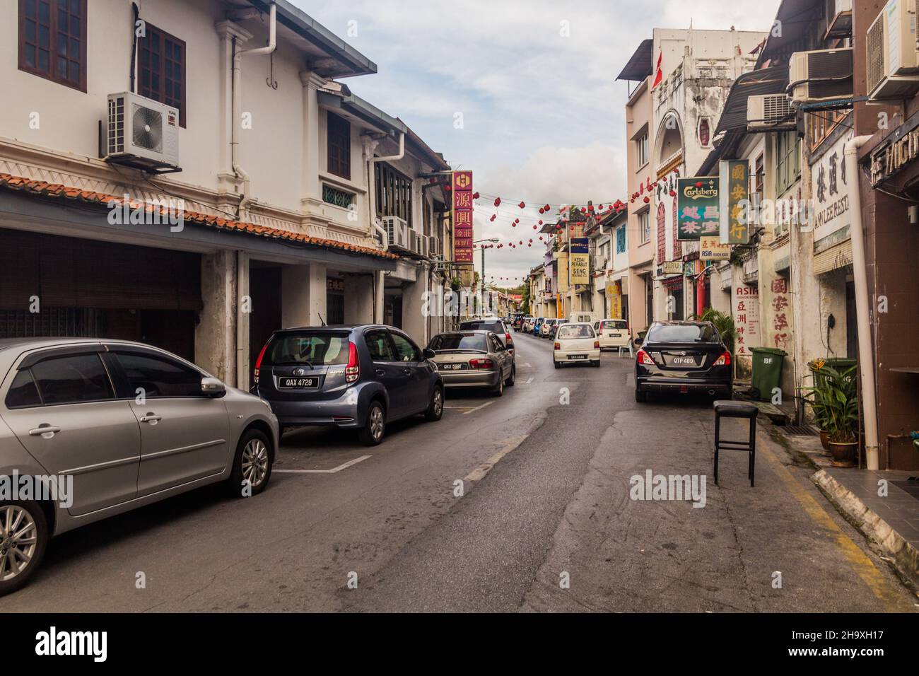 Malaysia Sarawak Kuching Shops In High Resolution Stock Photography and ...