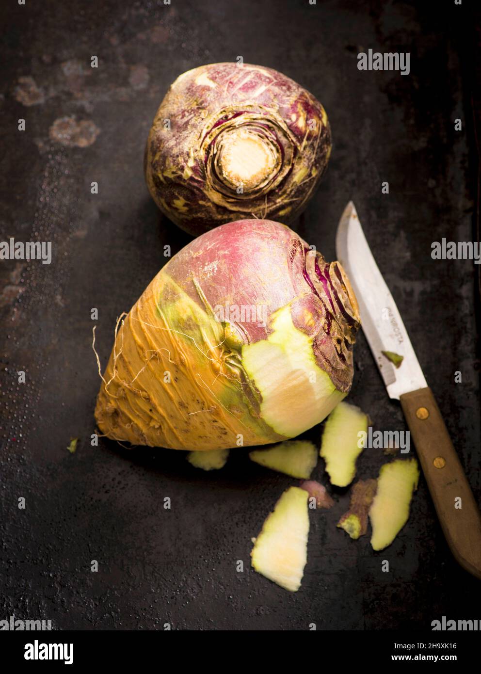 Turnips, partially peeled Stock Photo - Alamy