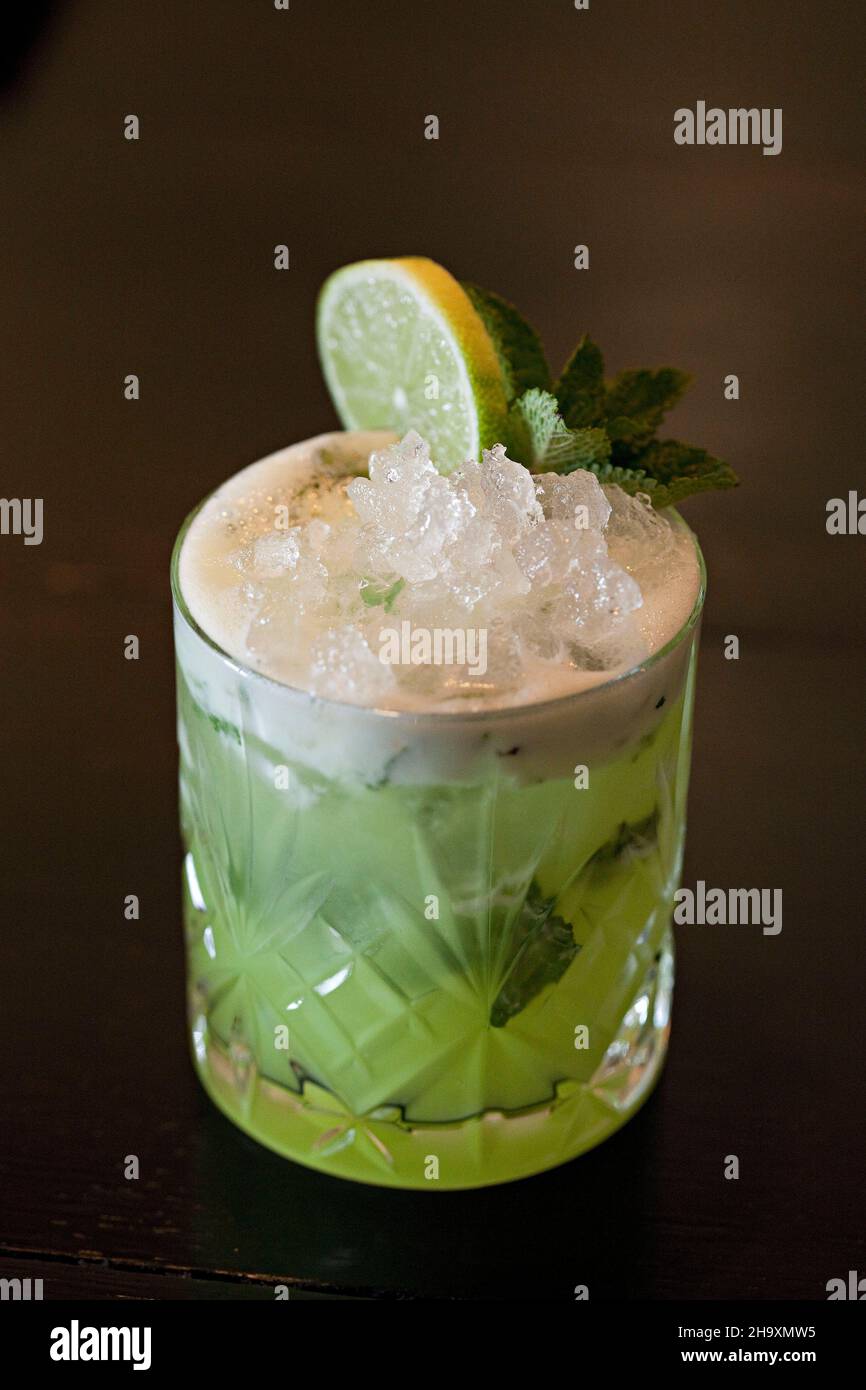 A mint based cocktail Stock Photo - Alamy