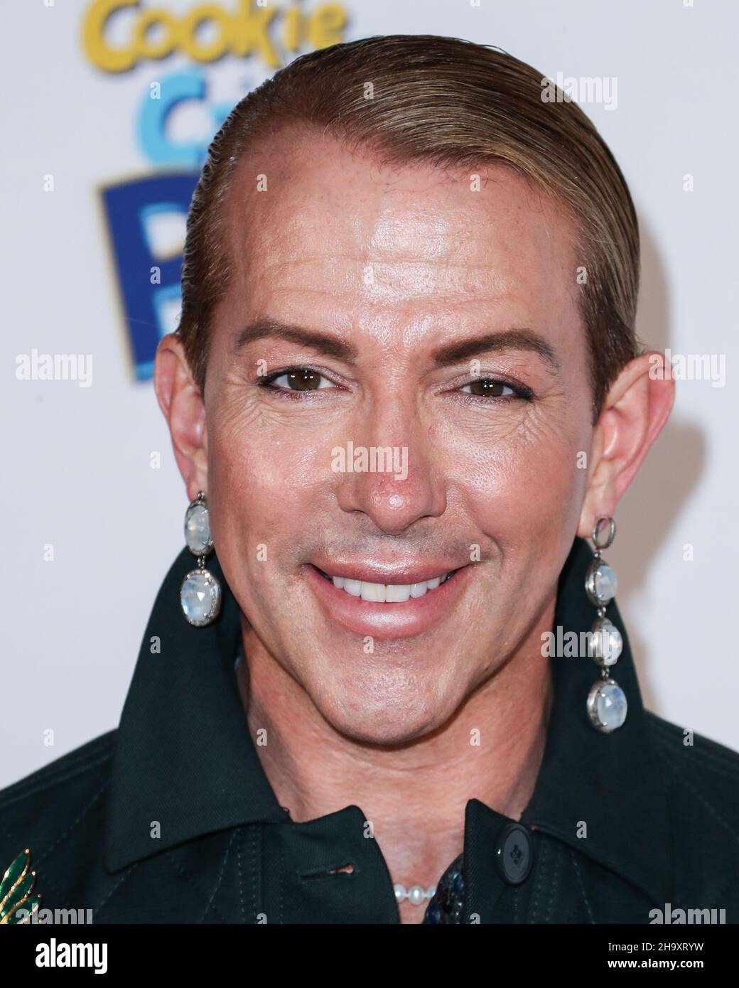 HOLLYWOOD, LOS ANGELES, CALIFORNIA, USA - DECEMBER 08: Fashion stylist ...