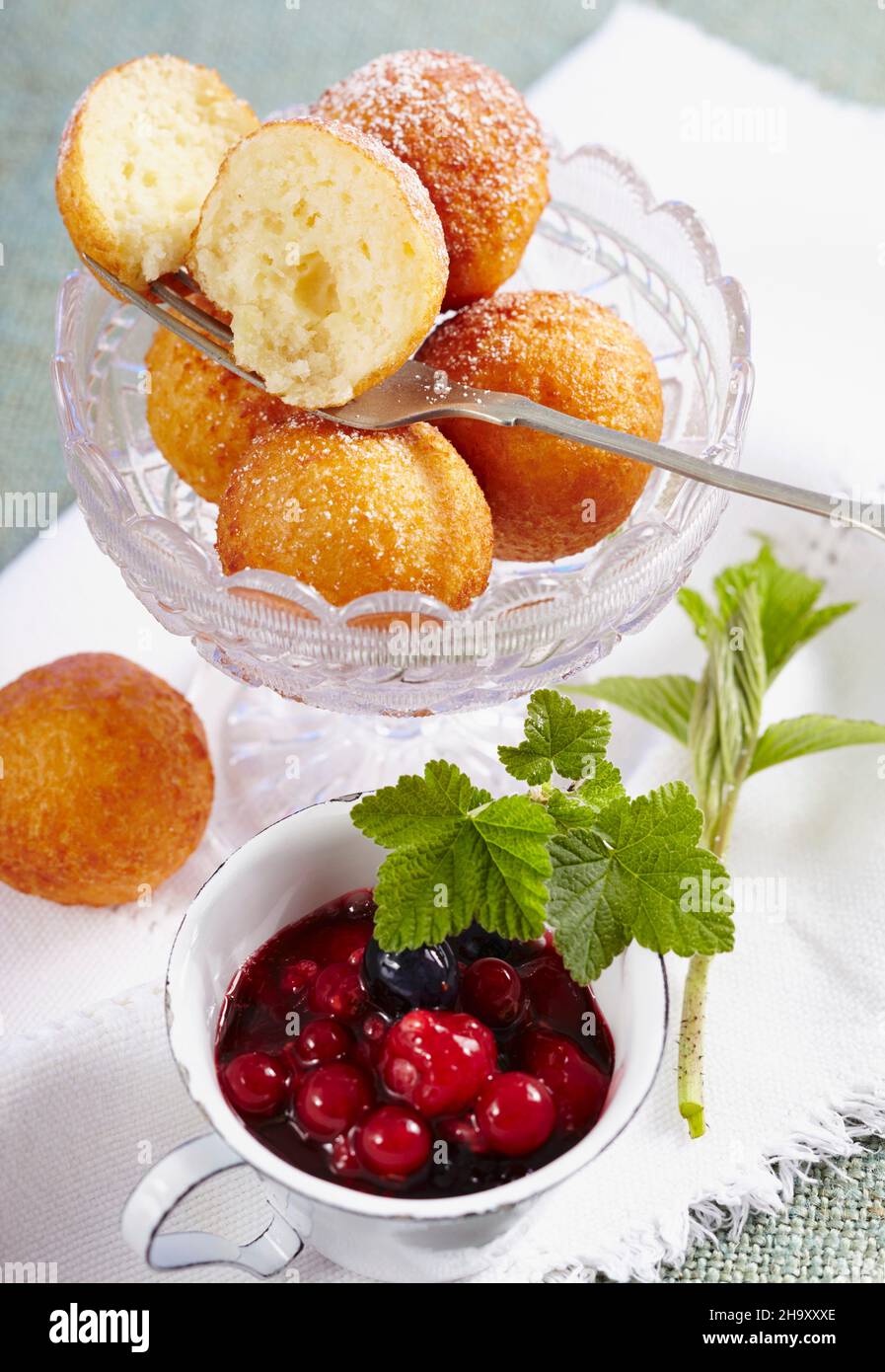 Spherical berry hi-res stock photography and images - Alamy