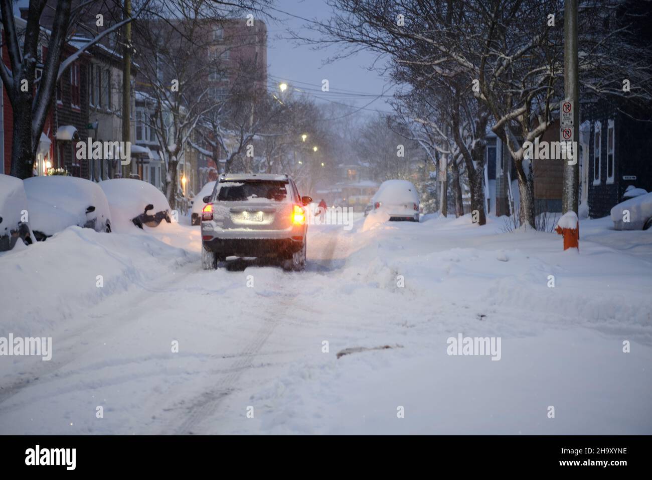 Halifax, Nova Scotia, Canada. December 9th, 2021. Halifax slowly waking ...