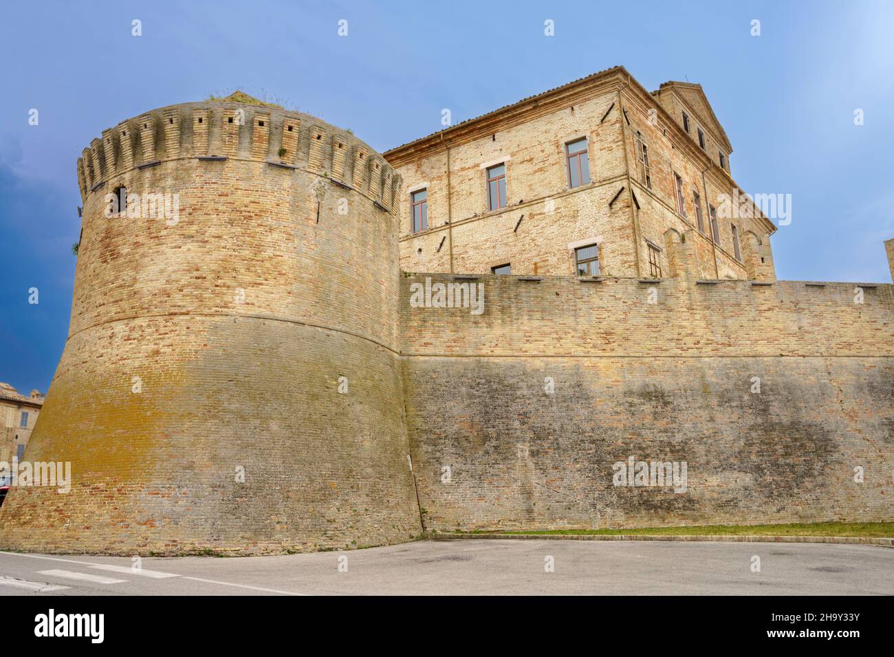Cityscape of offida hi-res stock photography and images - Alamy