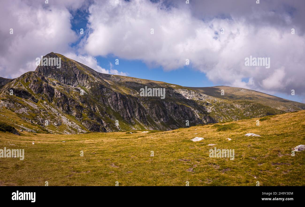 Bulgarian landscape of a mountain peak in Rila mountain.Beautiful ...