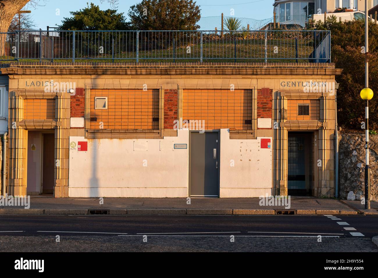 Shorefield toilets hi-res stock photography and images - Alamy