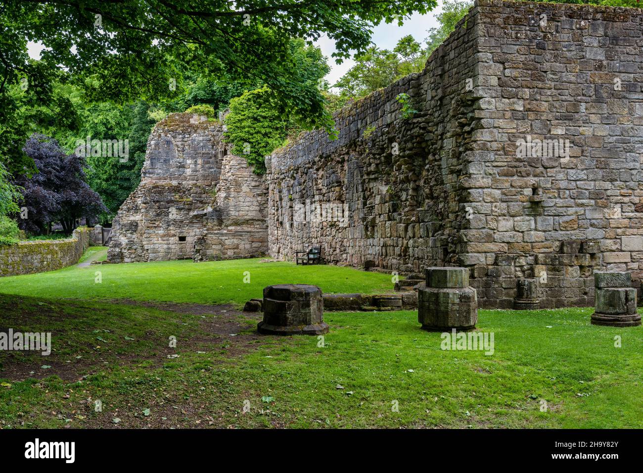 Culross abbey scotland hi-res stock photography and images - Alamy