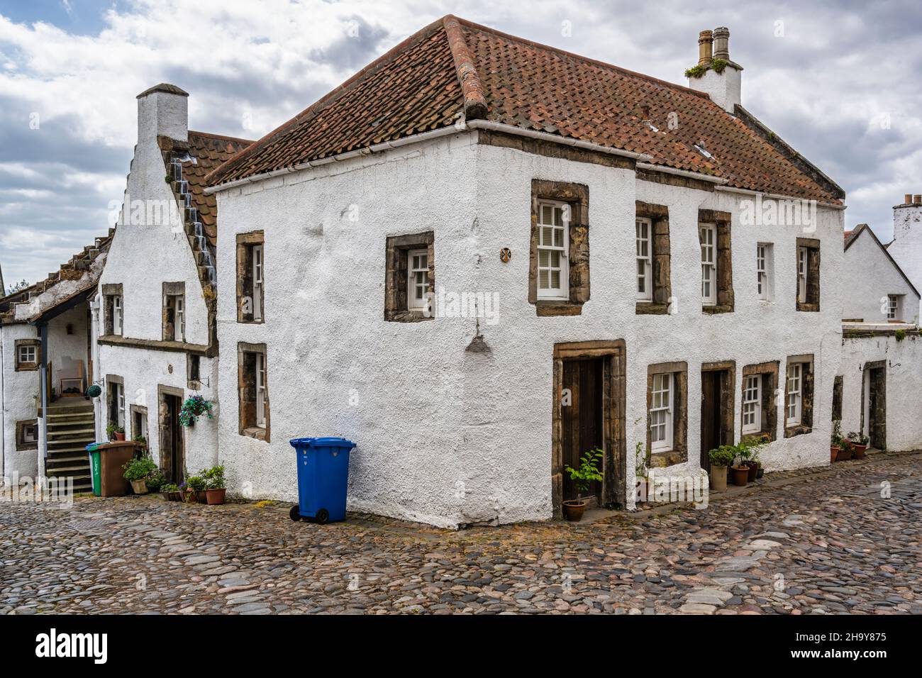 Little causeway culross hi-res stock photography and images - Alamy