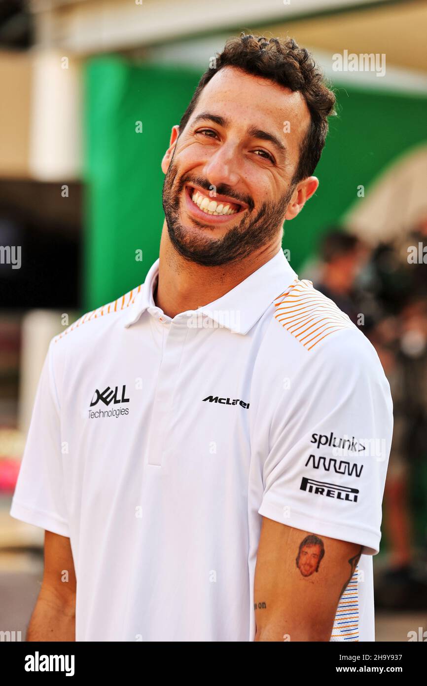 Abu Dhabi, Abu Dhabi. 09th Dec, 2021. Daniel Ricciardo (AUS) McLaren ...