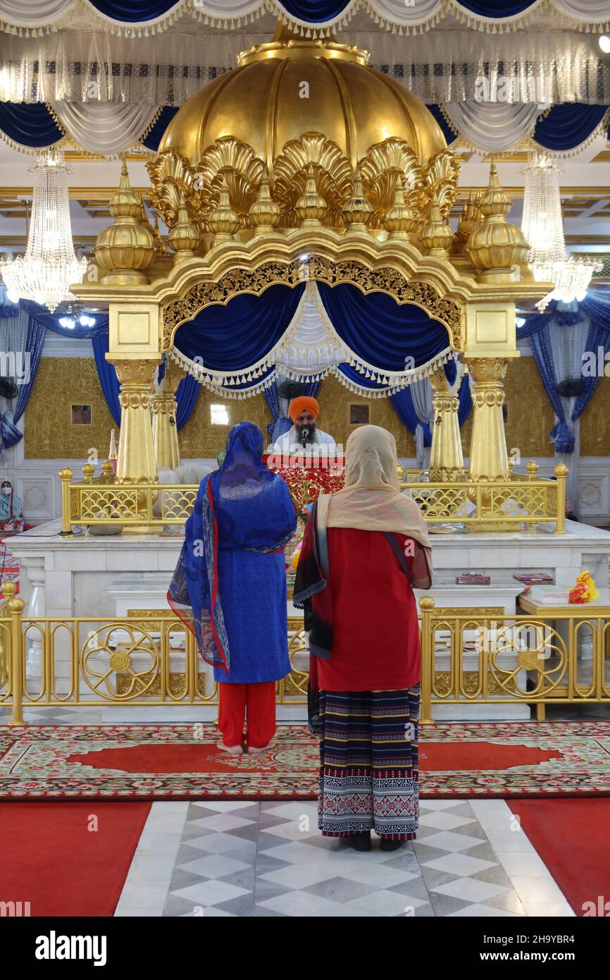 Sikh temple bangkok hi-res stock photography and images - Alamy