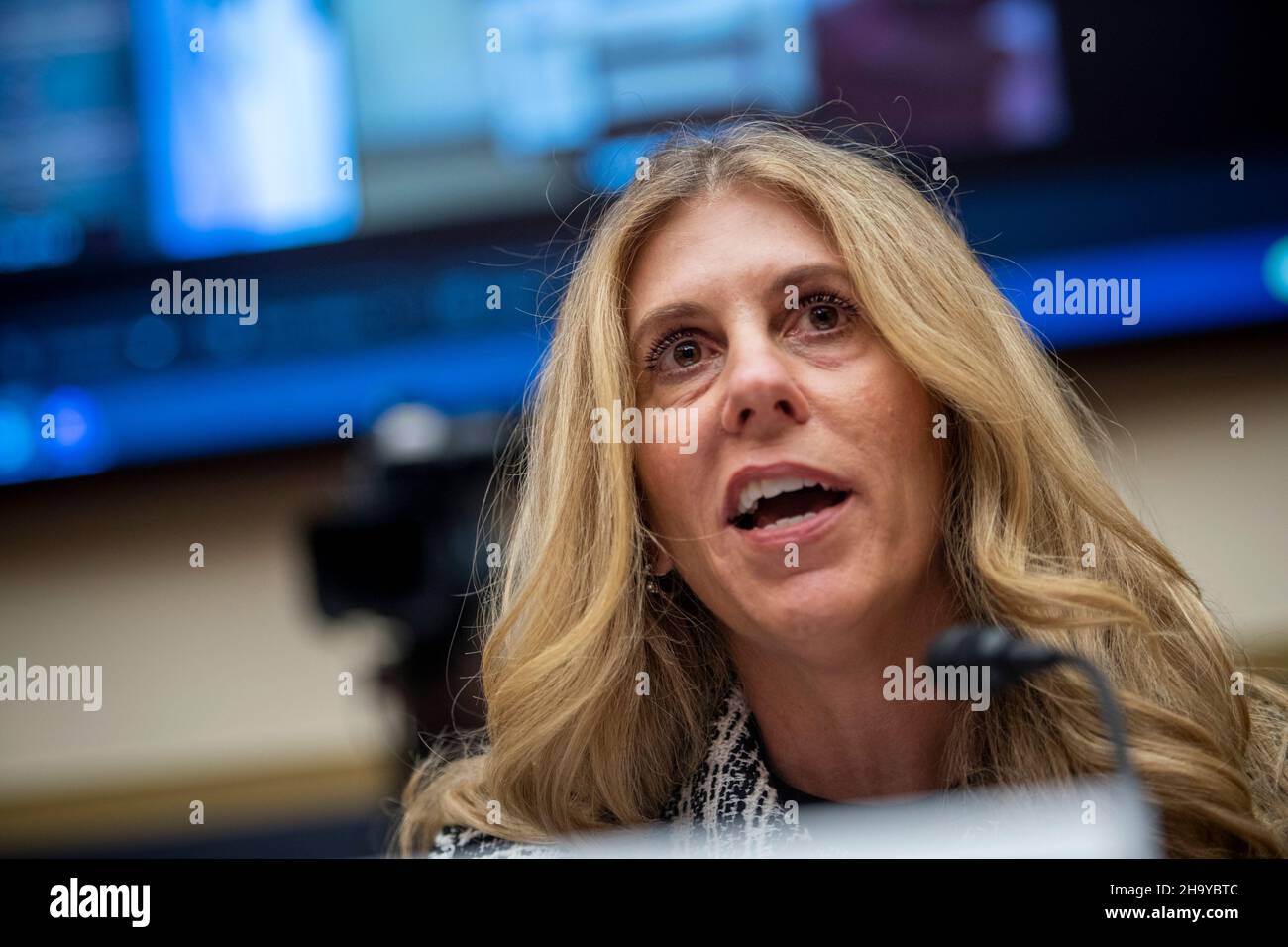 Denelle dixon hi-res stock photography and images - Alamy