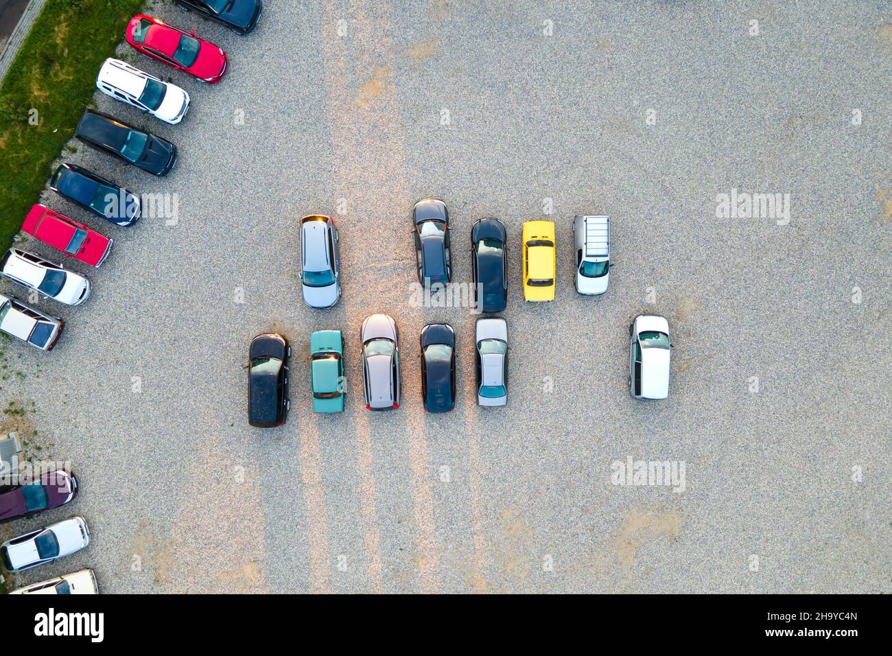 Airport traffic congestion parking hi-res stock photography and images ...