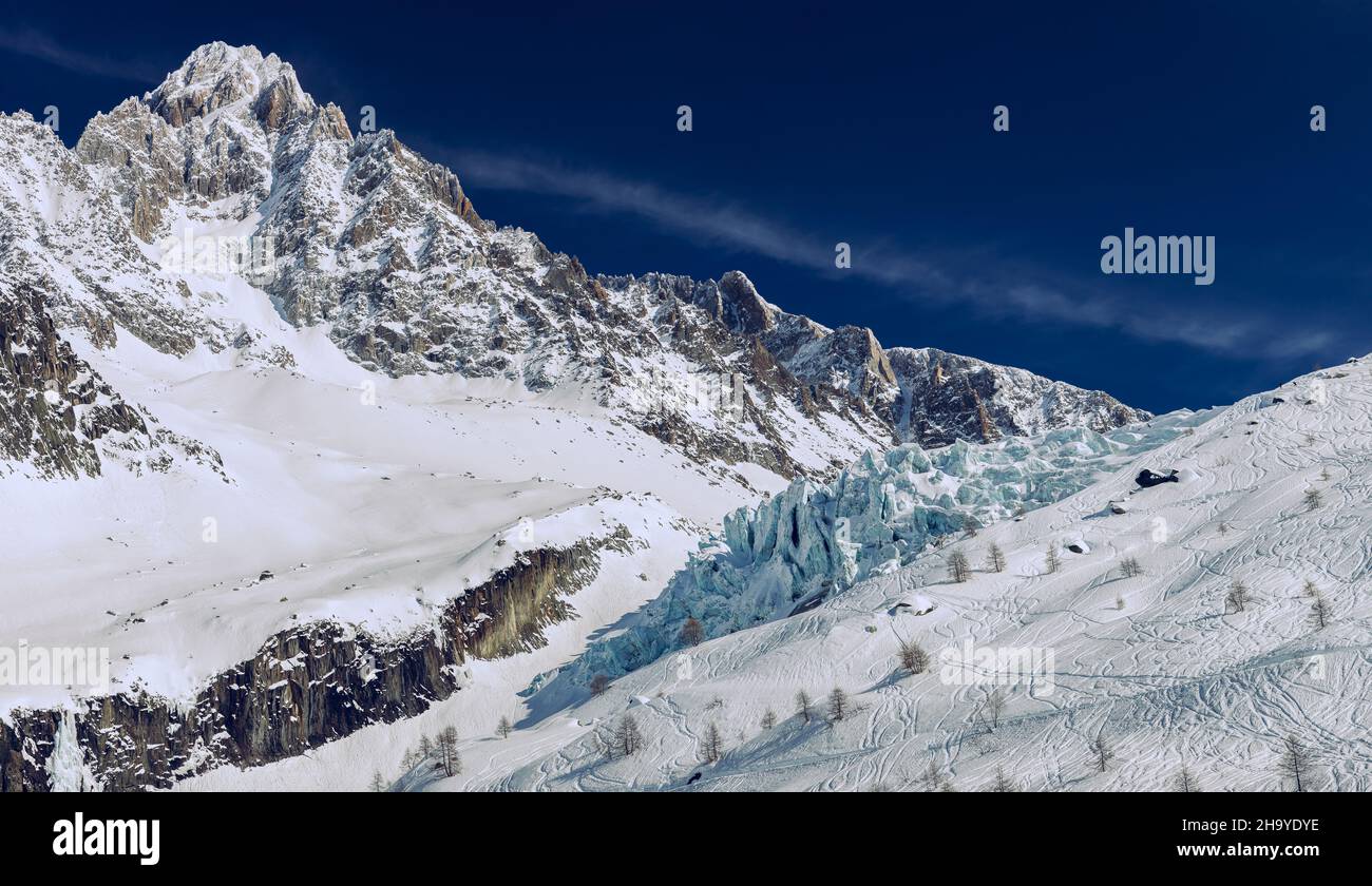 Glacier chamonix alps snow winter hi-res stock photography and images ...
