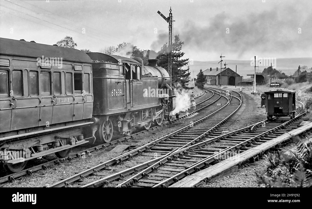 The image from a scanned monochrome negative is at Reedsmouth Railway ...