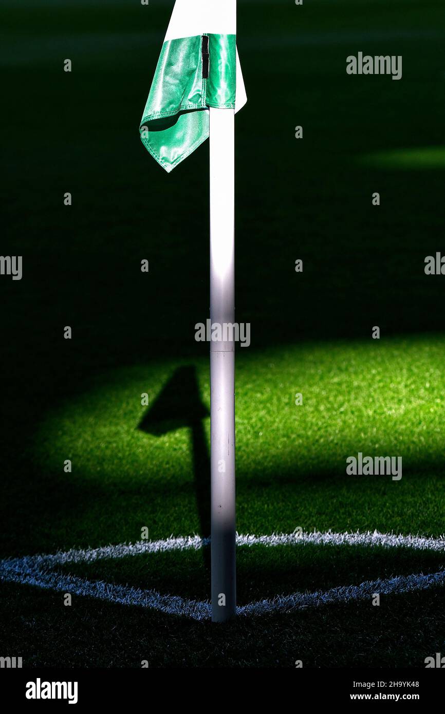 Football pitch corner flag hi-res stock photography and images - Alamy