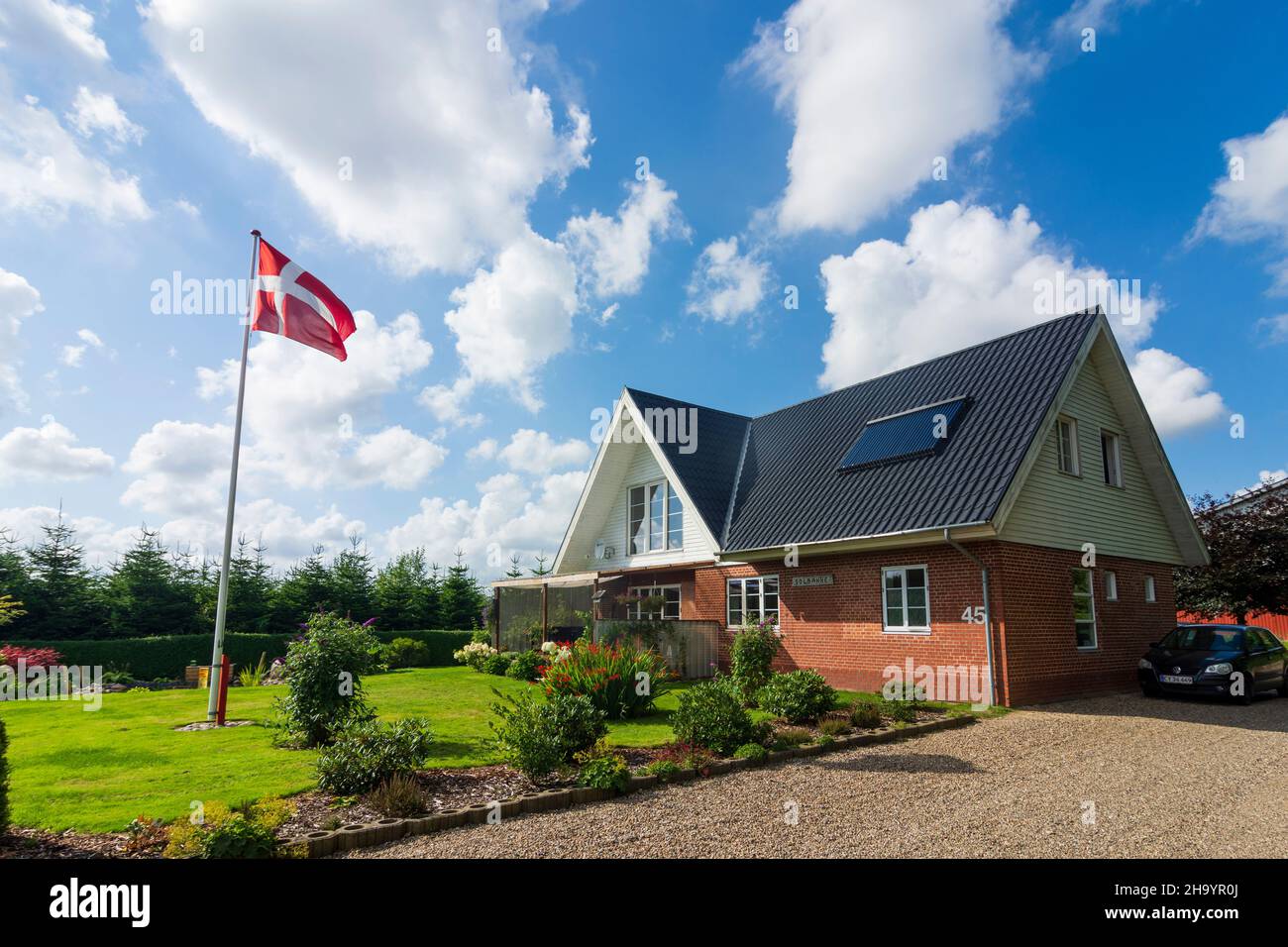 House danish flag hi-res stock photography and images - Alamy
