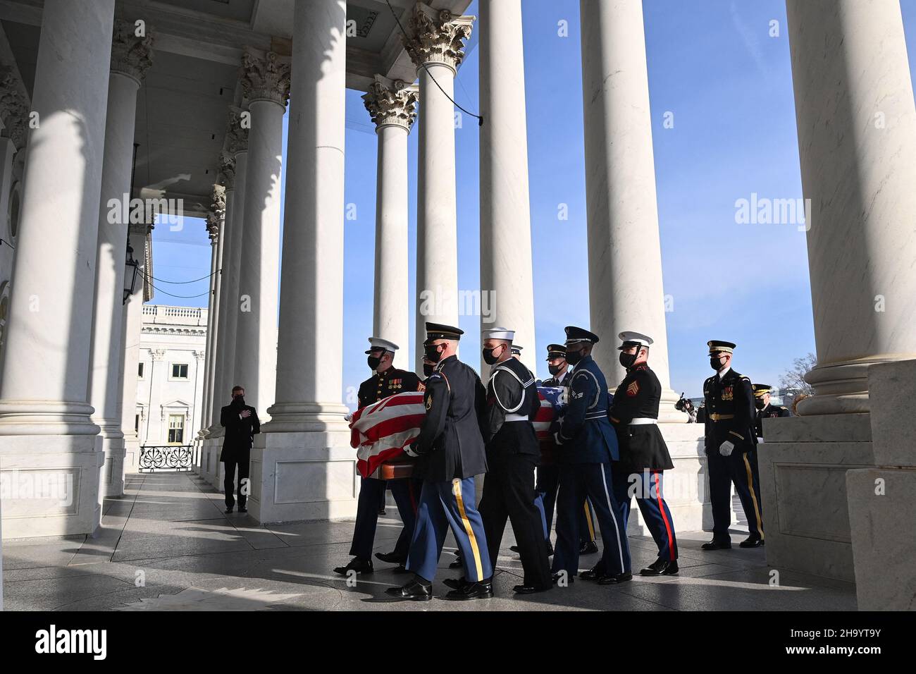 The casket of former US senator Bob Dole arrives at the US Capitol in ...