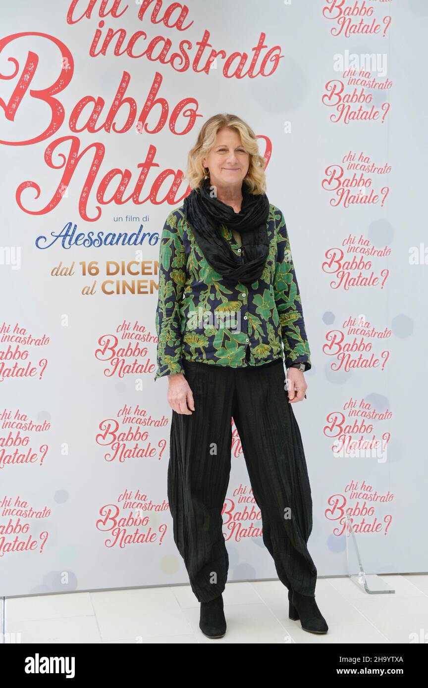 Angela Finocchiaro attends the photocall for the movie Chi ha ...