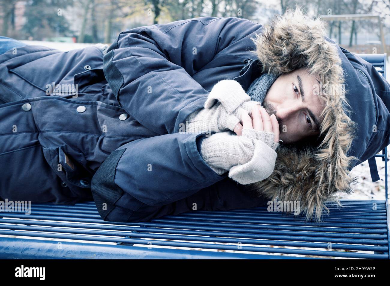 Homelessness poor poverty sleep hi-res stock photography and images - Alamy