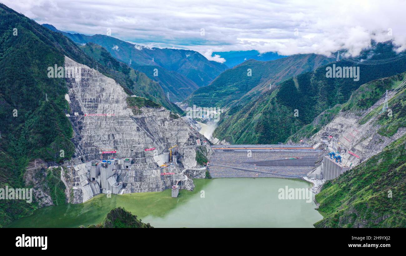 Hydropower plant china hi-res stock photography and images - Alamy